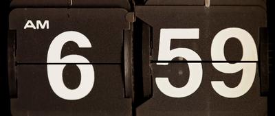 Retro flip clock changing from 11:59 pm to 12:00 am in 4K - Free HD ...